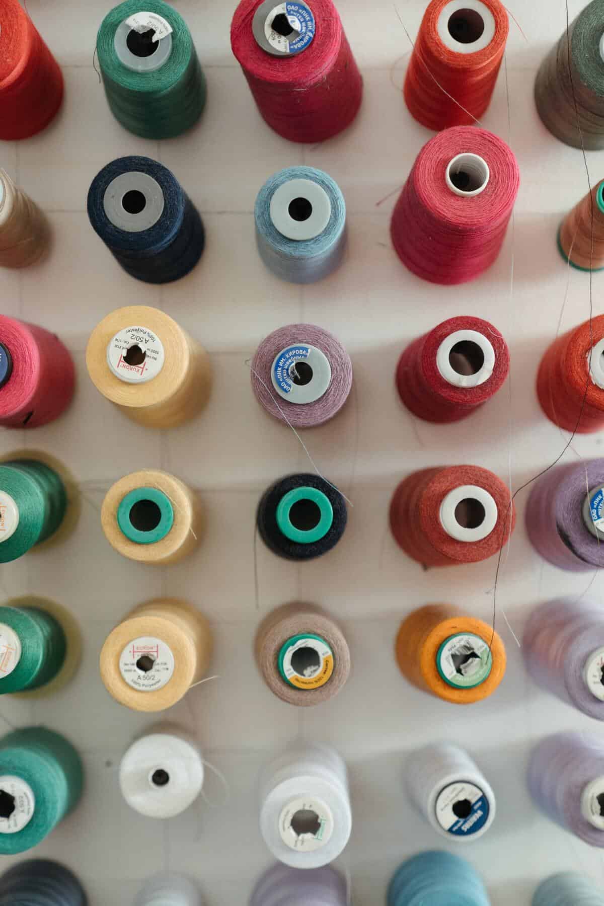 The different types of thread and why it matters - Best Urdu Books